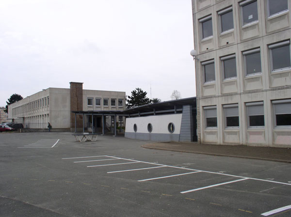Le collège avant les travaux - Collège Auguste Renoir de Chatou ...